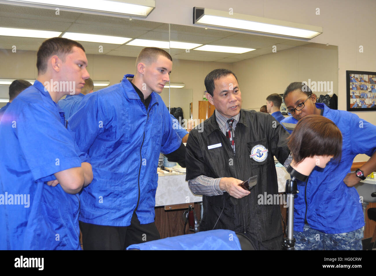 Military barber us navy hi-res stock photography and images - Alamy
