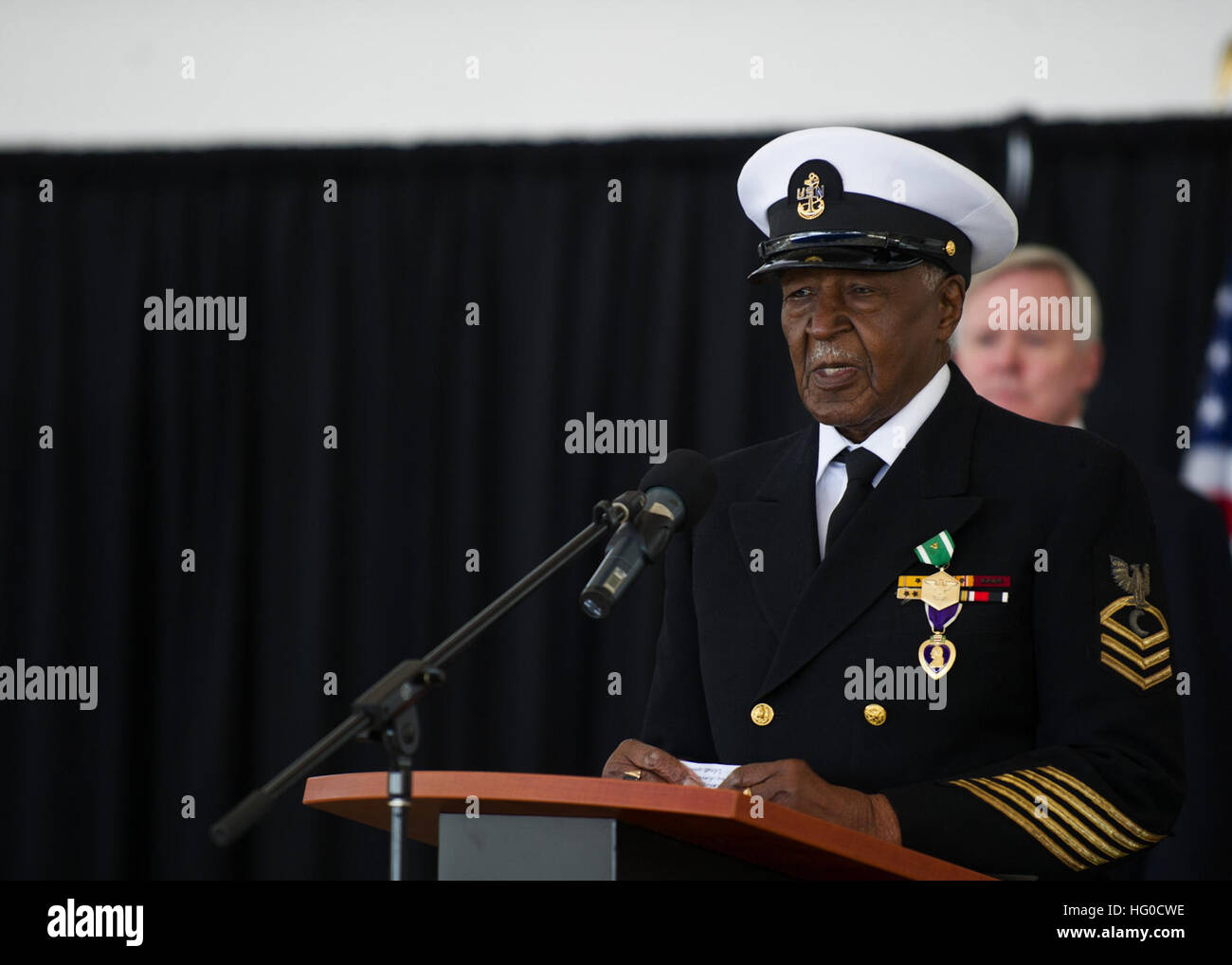 Retired united navy chief petty hi-res stock photography and images - Alamy