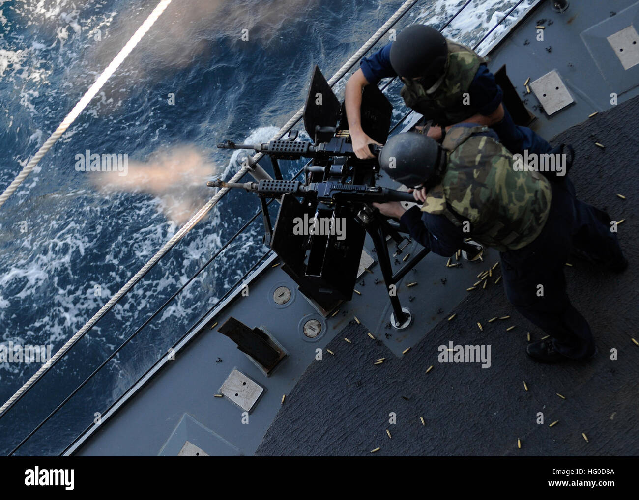 M 240 gulf machine gun hi-res stock photography and images - Alamy