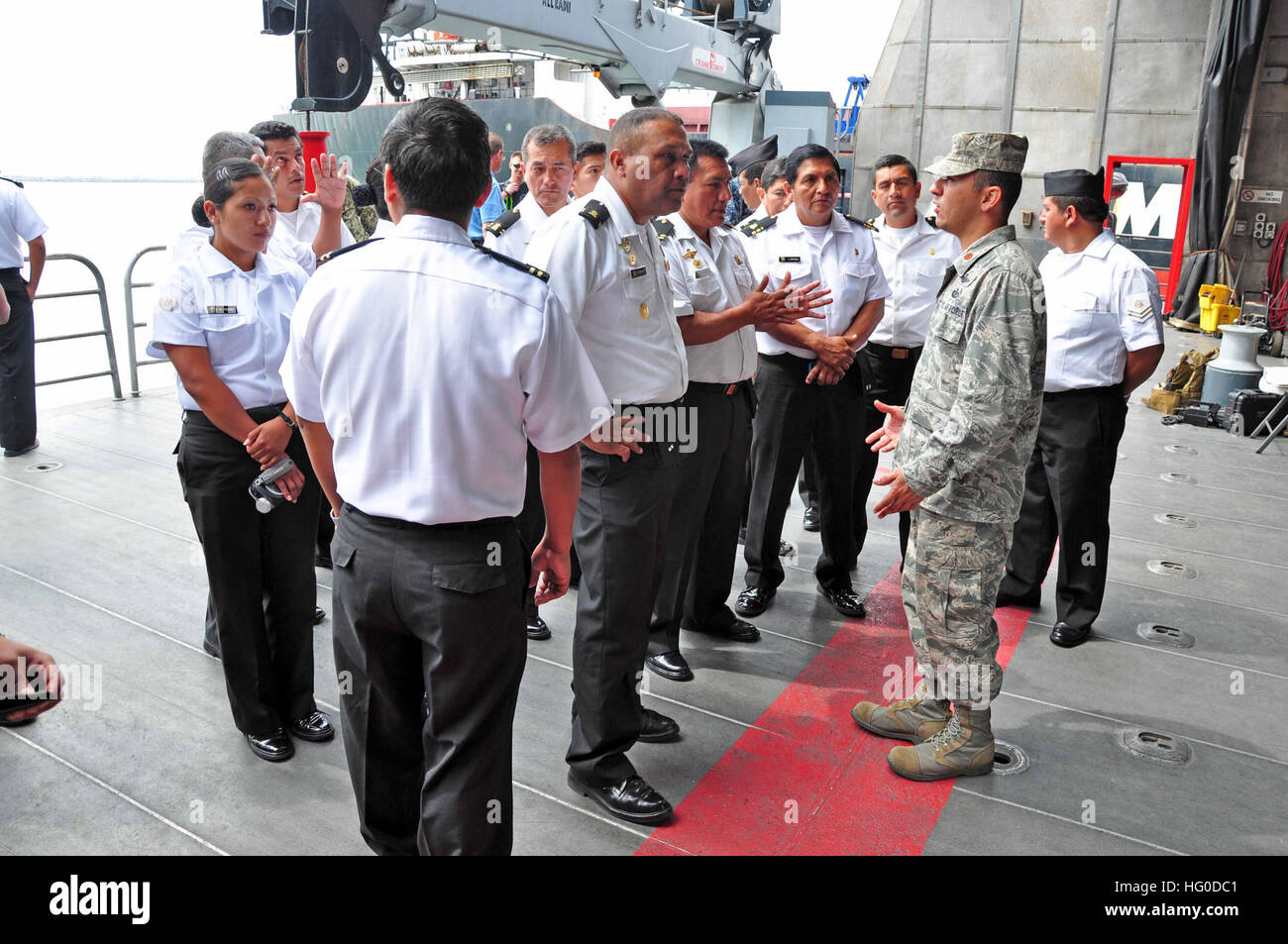 Members peruvian armed forces hi-res stock photography and images - Alamy