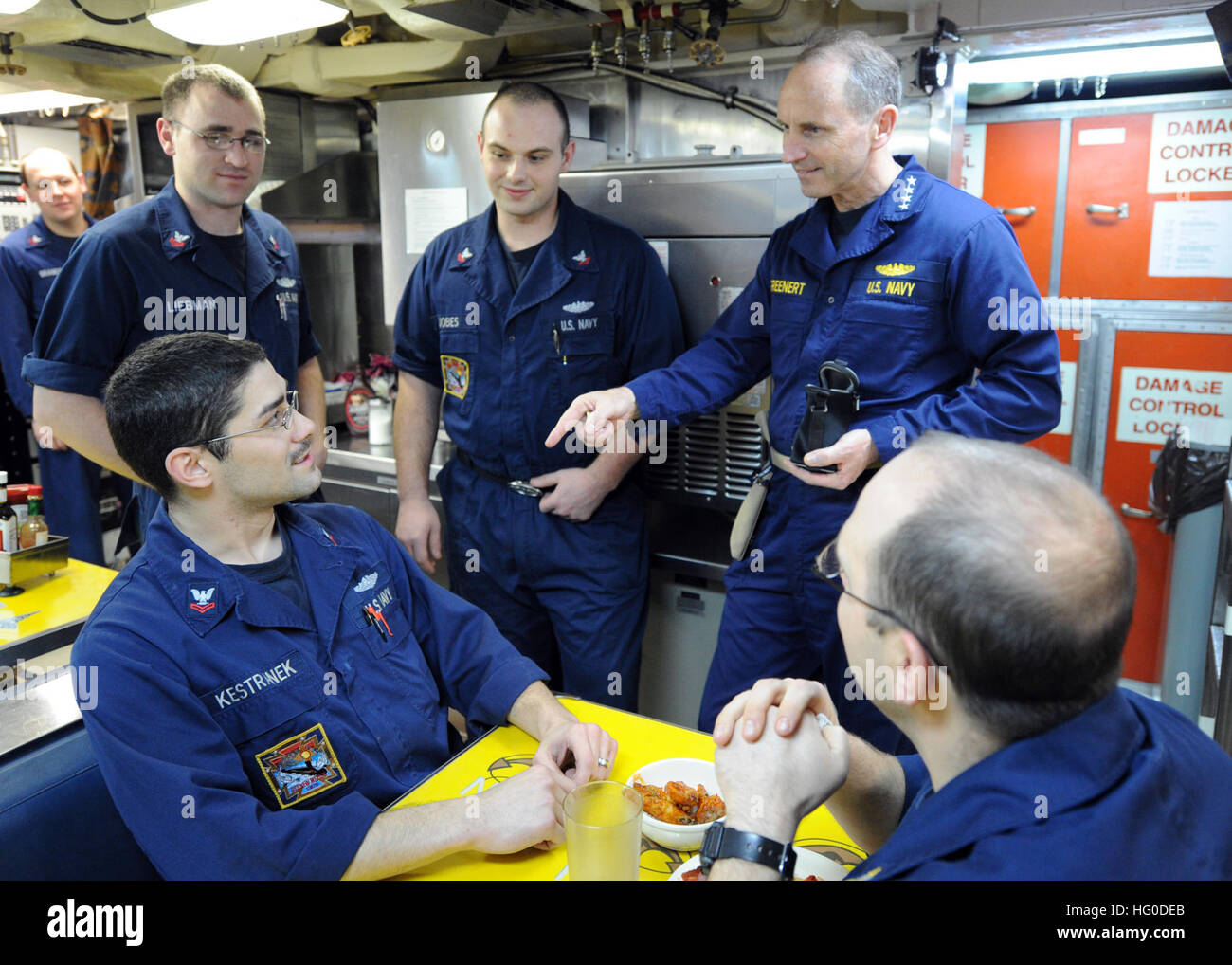 Hms astute ssn 20 hi-res stock photography and images - Alamy