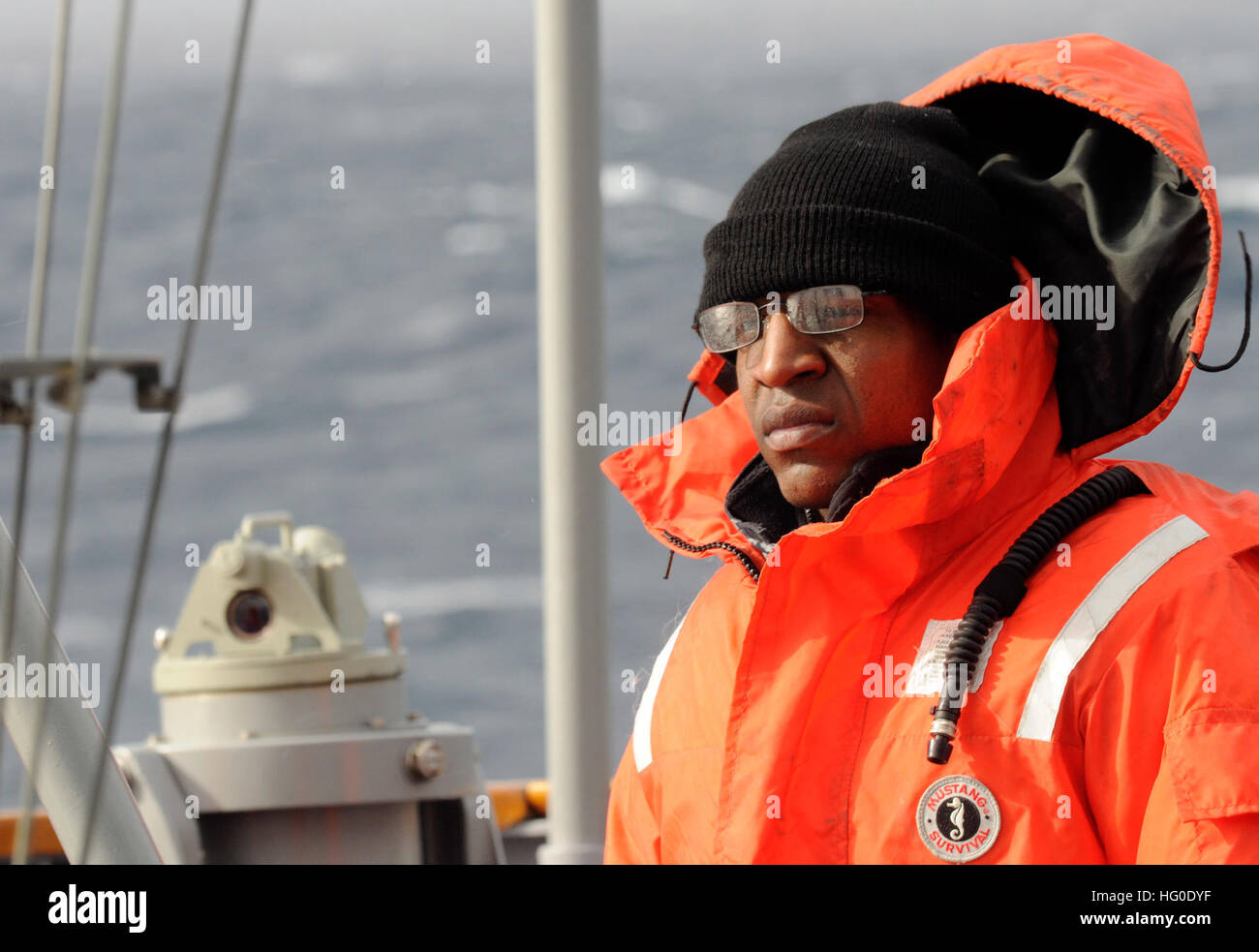 120202-N-XG305-186 PACIFIC OCEAN (Feb. 2, 2012) Seaman Lawrence Duncan ...