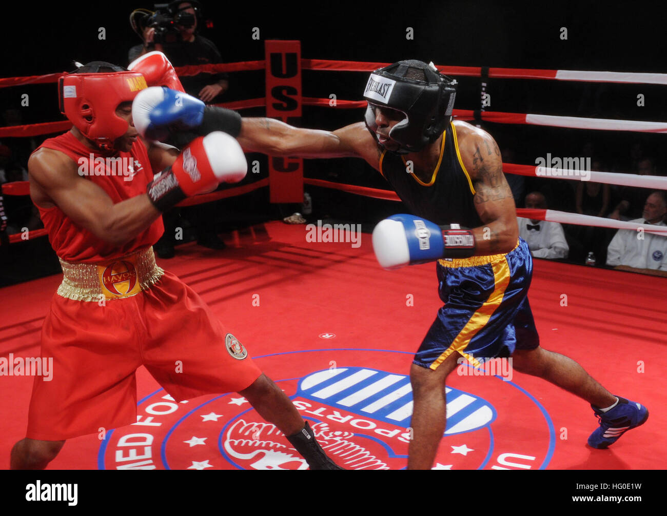 Armed forces boxing championship hi-res stock photography and images ...