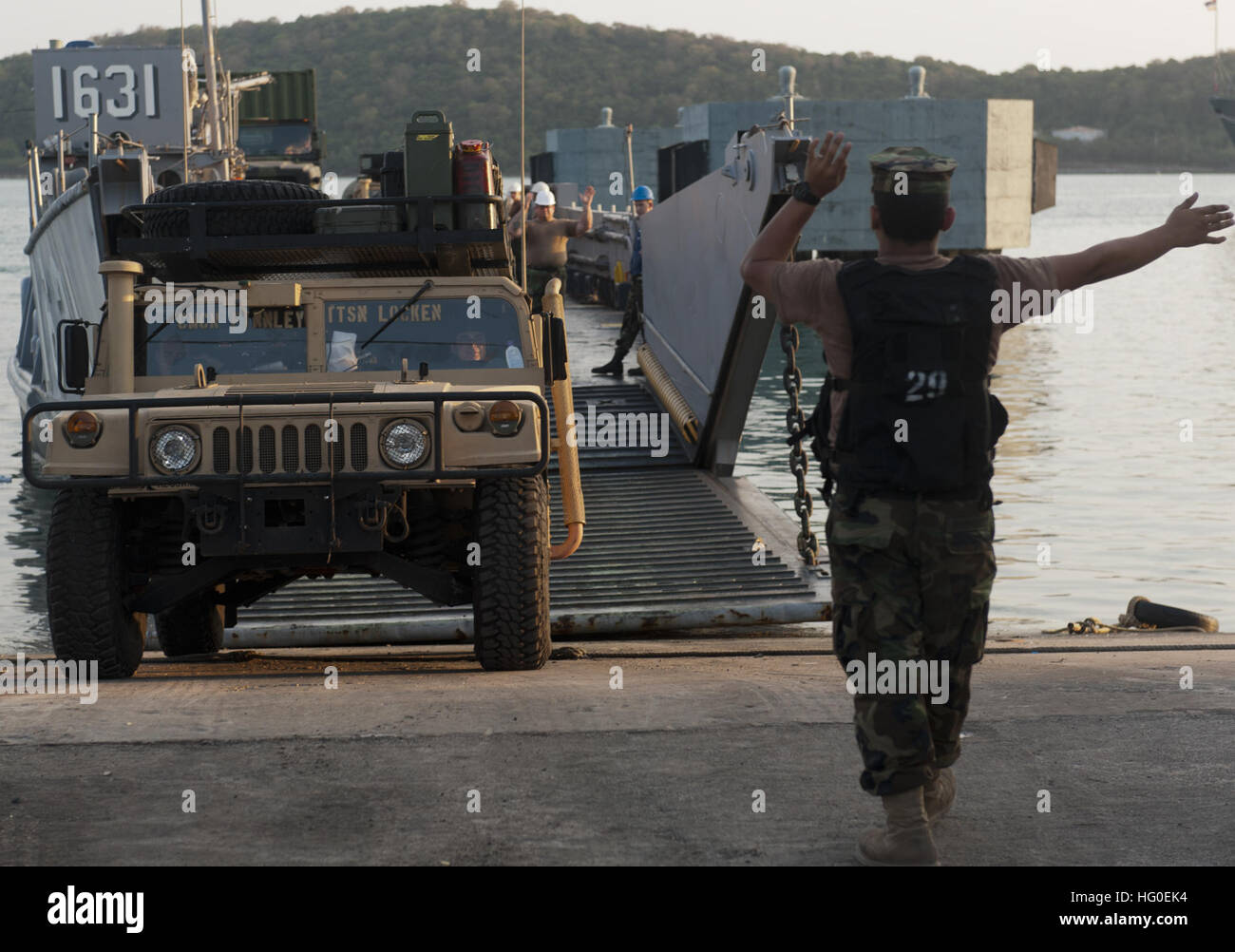 Humvee gulf war hi-res stock photography and images - Alamy