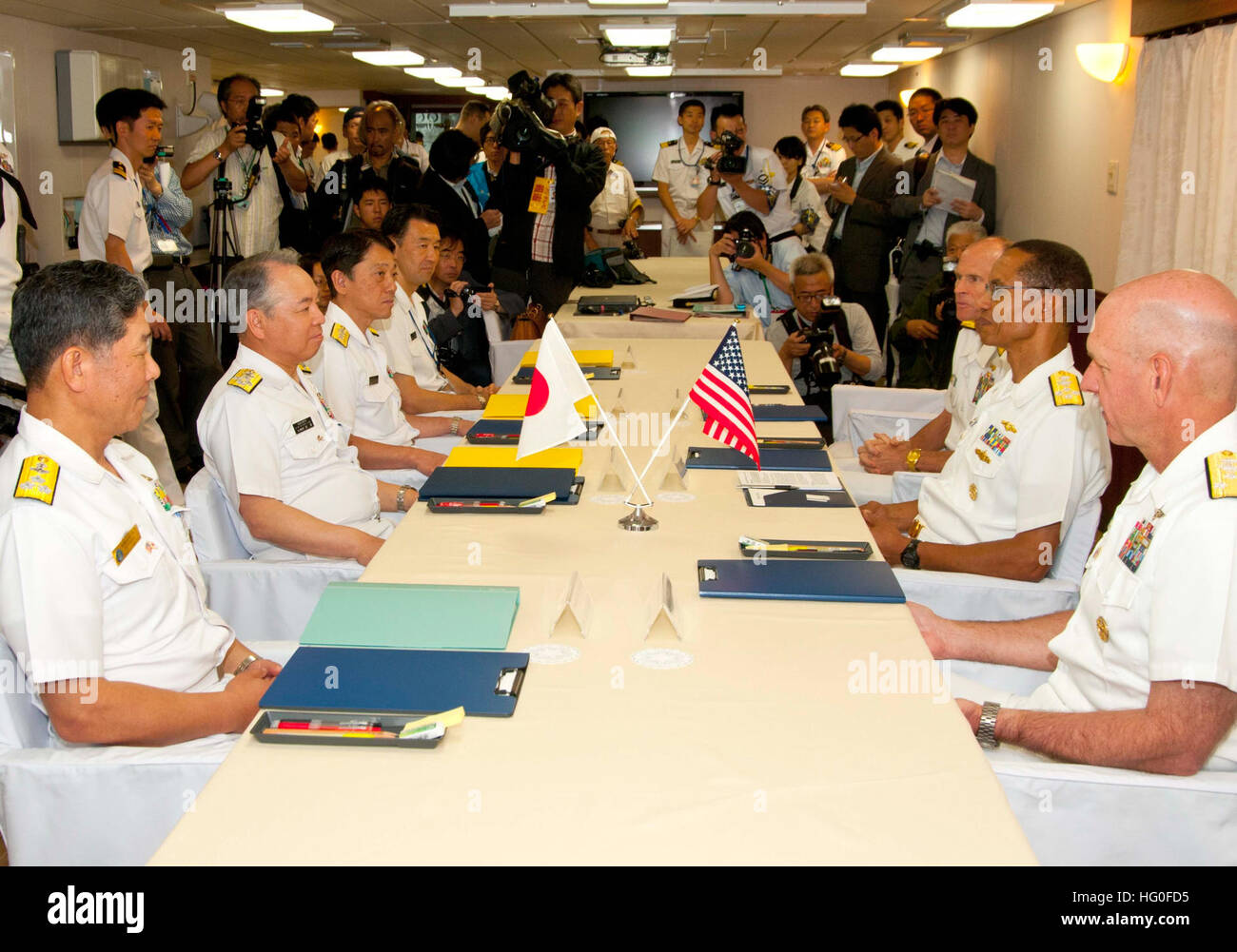 Japanese u s military officers hi-res stock photography and images - Alamy