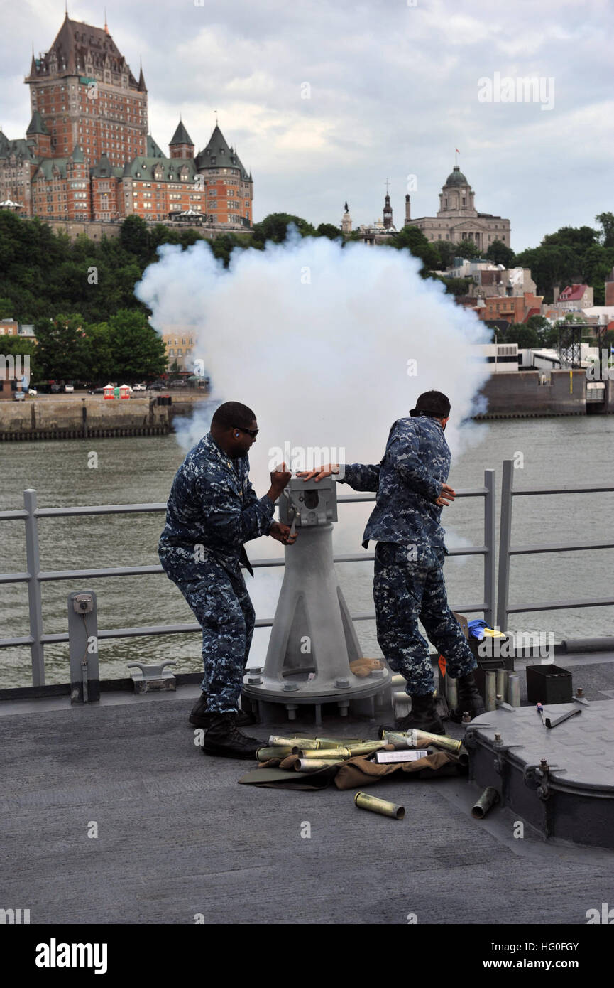 The cyclone class coastal patrol ship uss hurricane pc the hi-res stock ...