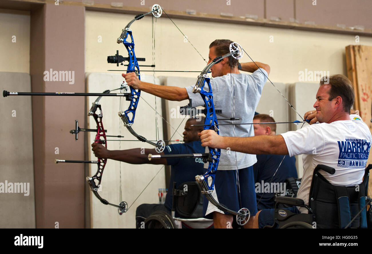 Deter sitting hi-res stock photography and images - Alamy