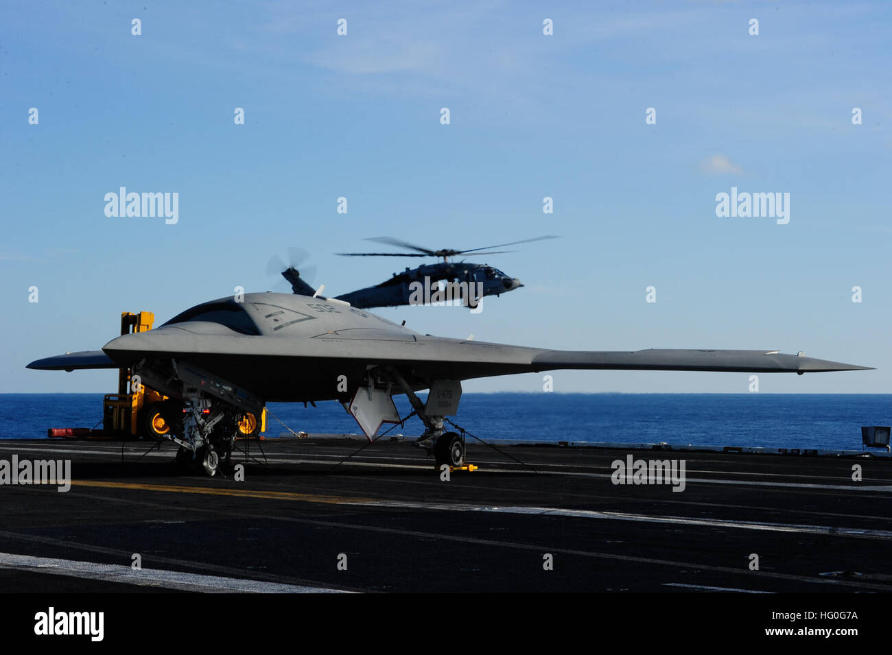 X 47b hi-res stock photography and images - Alamy