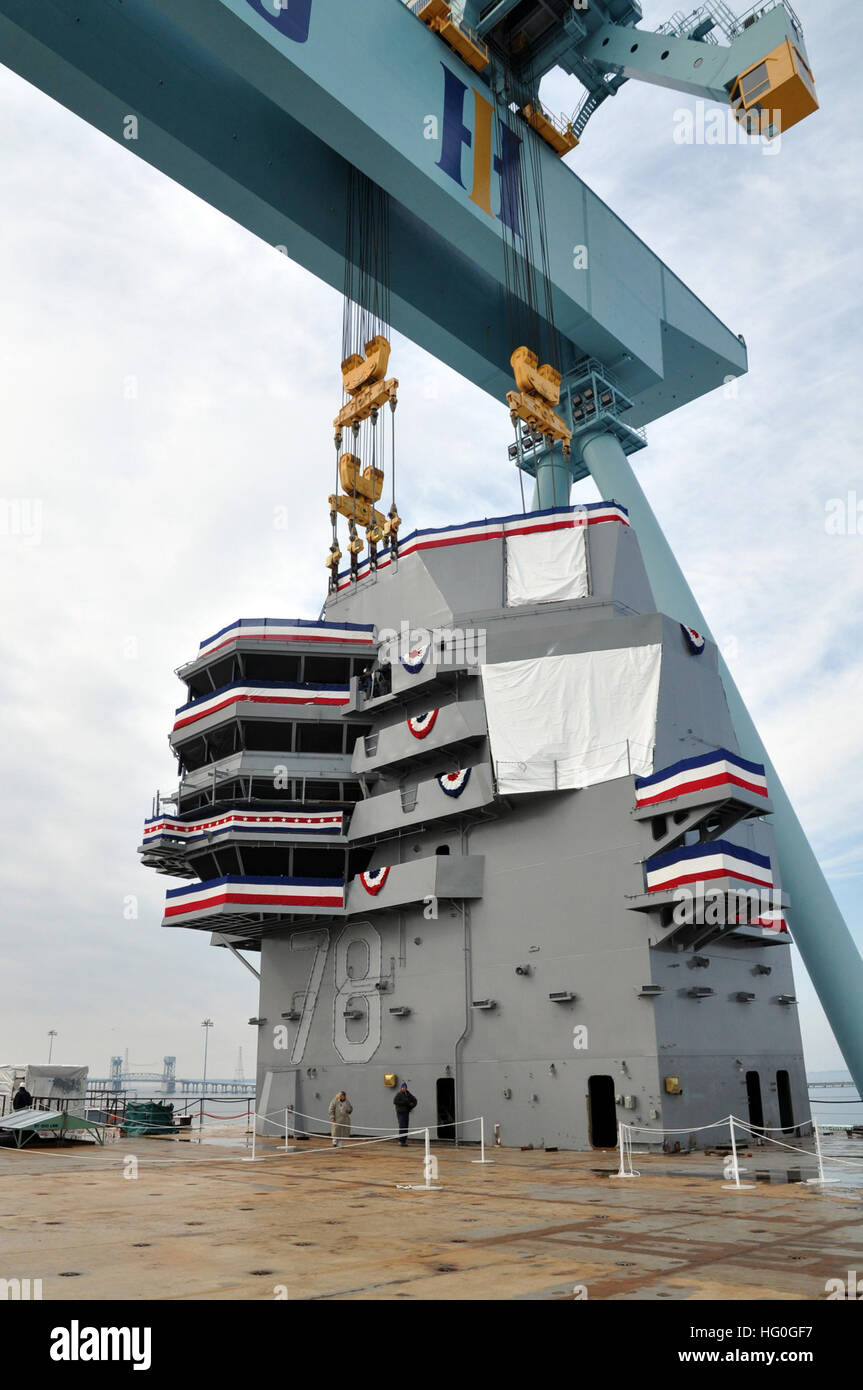 Uss gerald r ford construction hi-res stock photography and images - Alamy