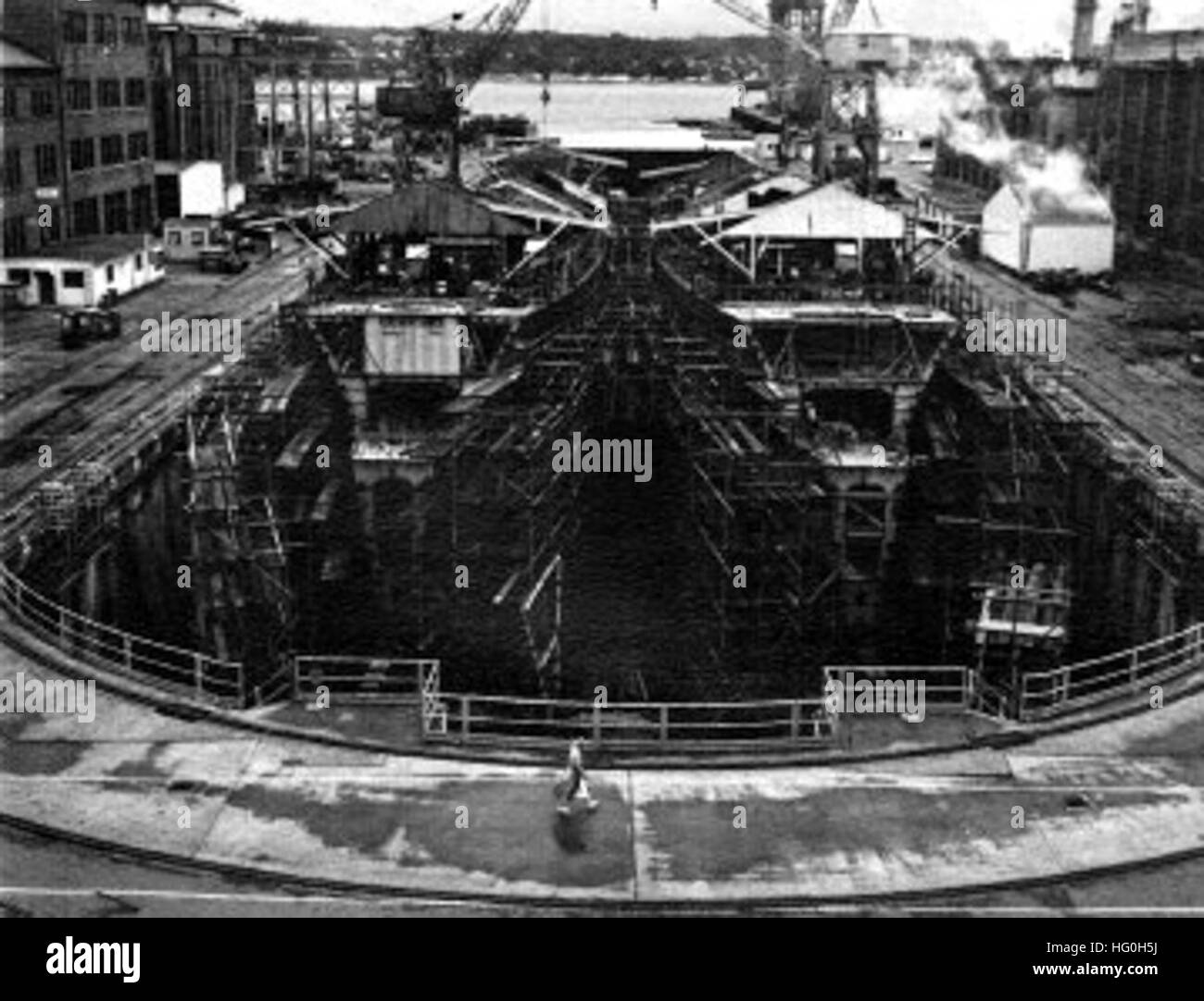 USS Coontz (DLG-9) and King (DLG-10) under construction at Puget Sound ...
