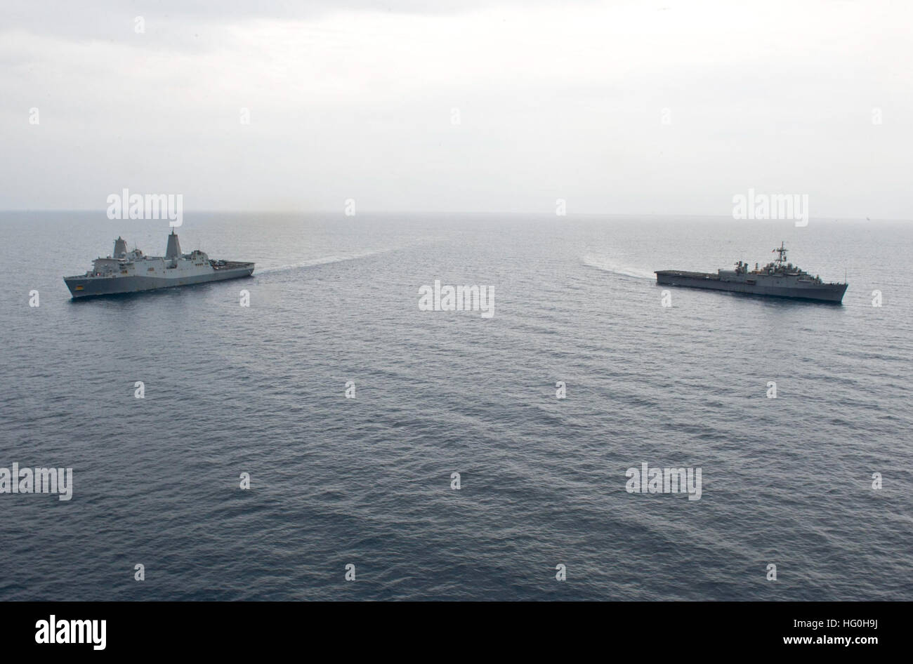 Afloat forward staging base interim uss ponce hi-res stock photography ...