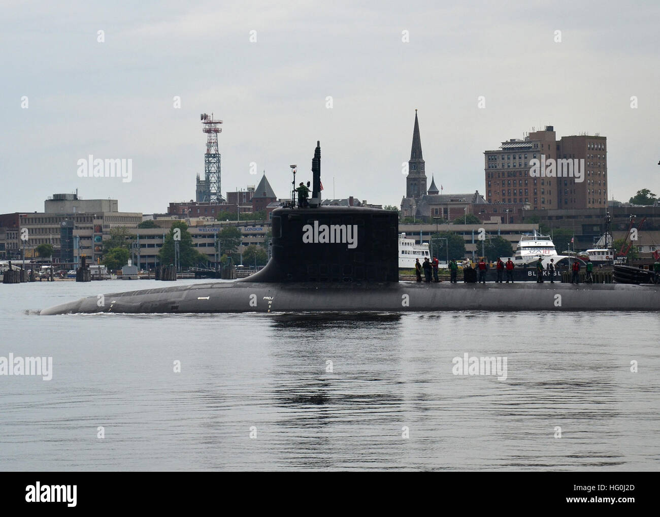 The Virginia-class attack submarine USS Virginia (SSN 774) departs ...