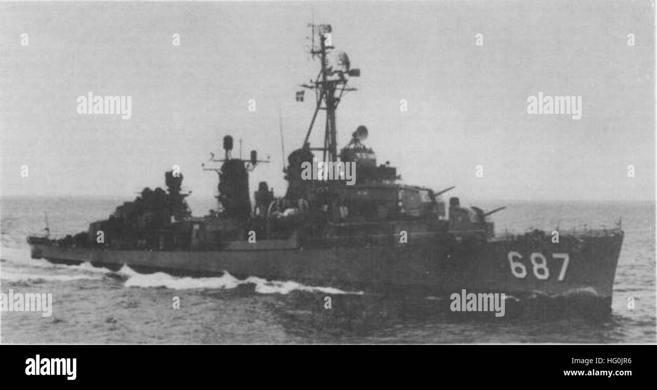 USS Uhlmann (DD-687 Stock Photo - Alamy
