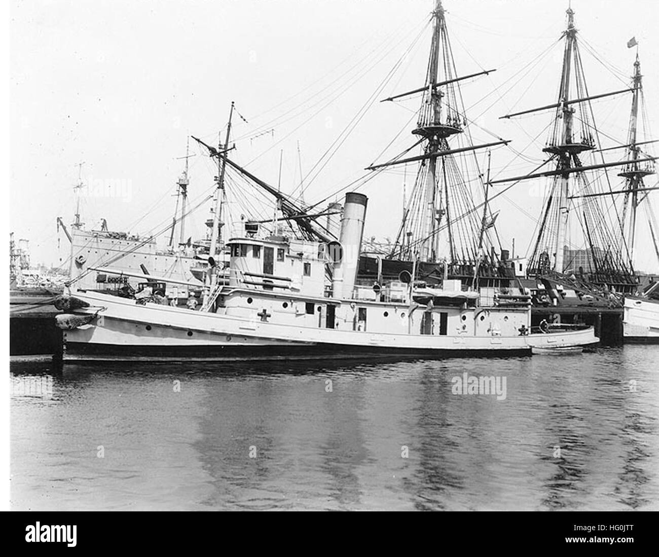 Uss mohave hi-res stock photography and images - Alamy
