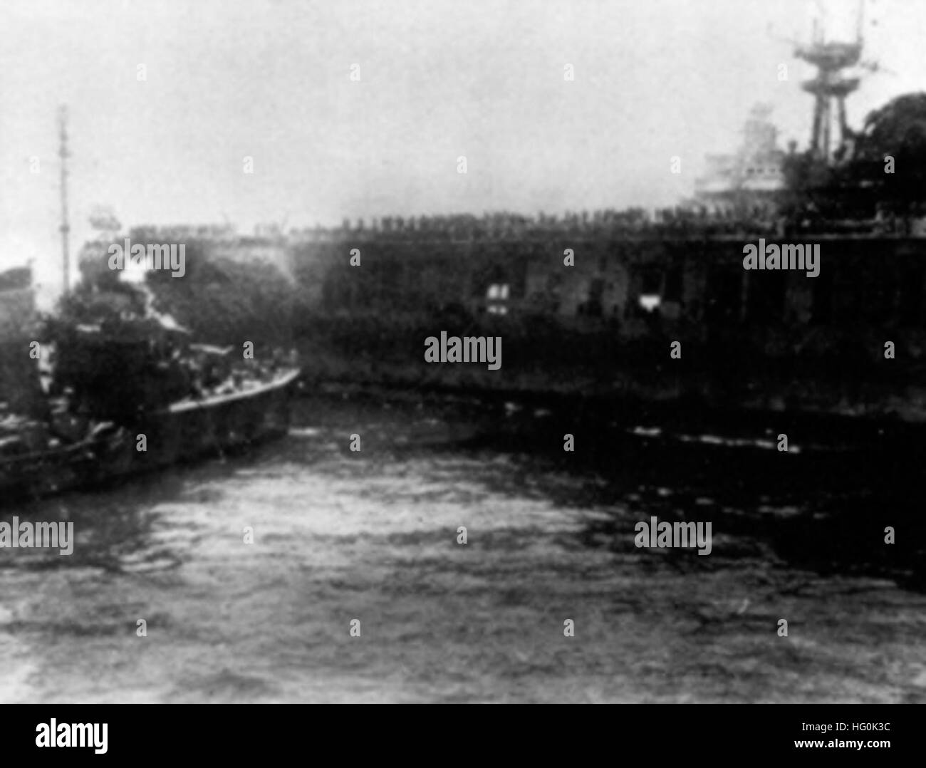 USS Russell (DD-414) approaching Hornet (CV-8) at Santa Cruz 1942 Stock ...