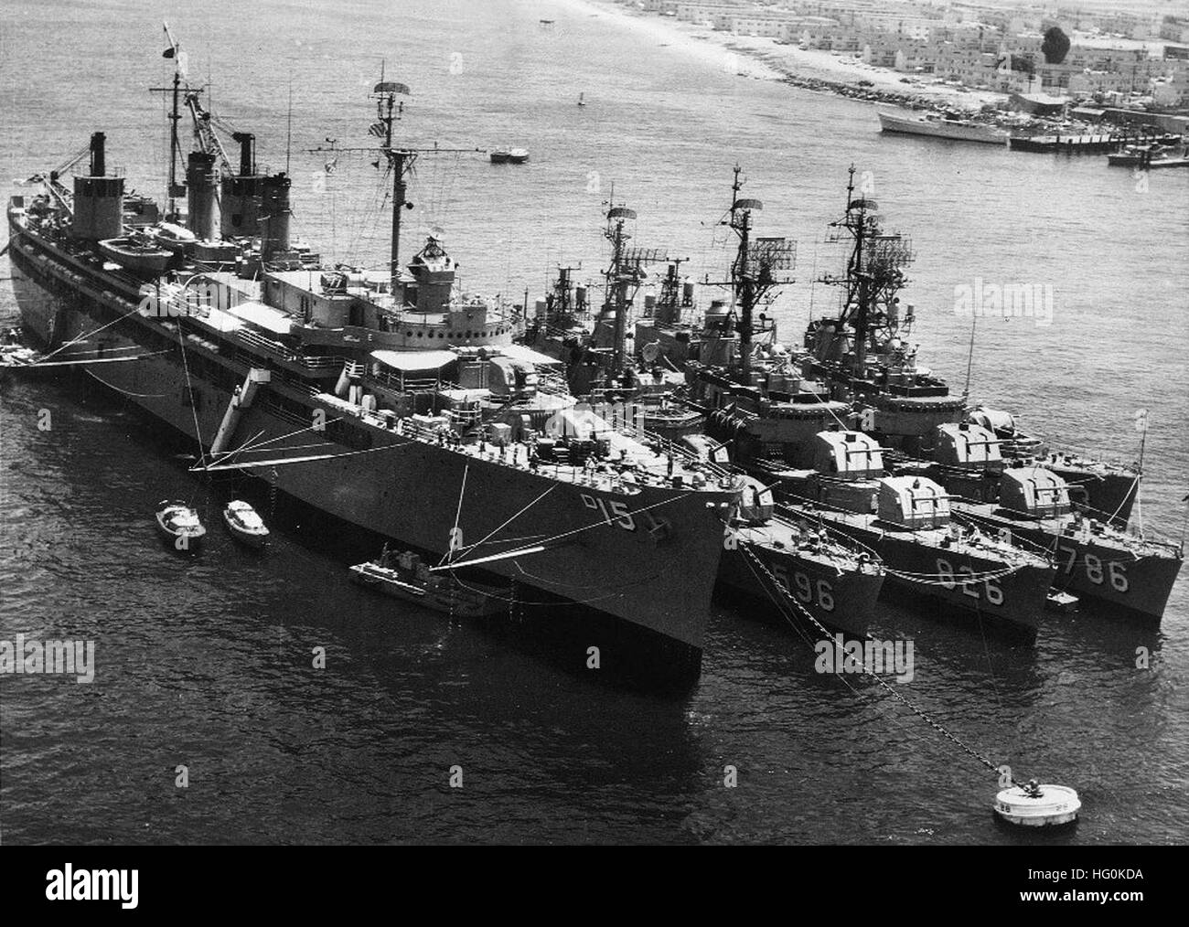 USS Prairie (AD-15) with destroyers at San Diego 1962 Stock Photo - Alamy