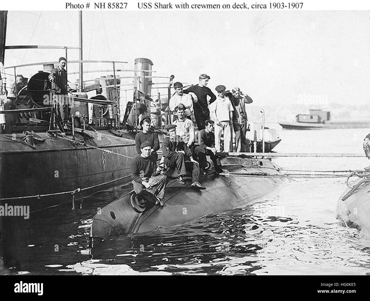 Uss shark hi-res stock photography and images - Alamy