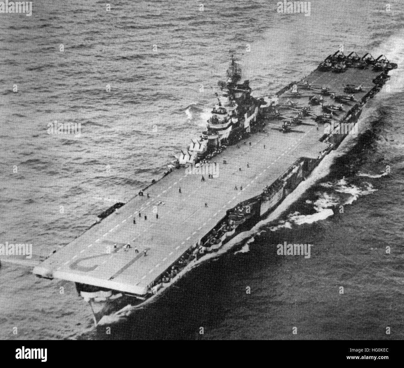 USS Hornet CV-12 aerial view WW2 Stock Photo - Alamy