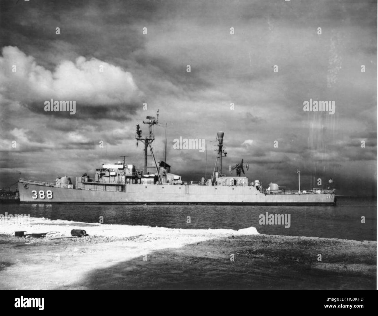 USS Lansing (DE 388 Stock Photo - Alamy USS Lansing (DE 388 Stock Photo - Alamy