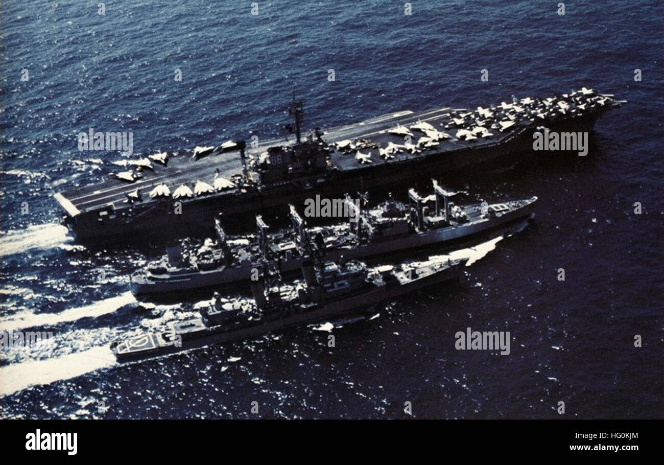 USS America (CV-66) during an underway replenishment 1983 Stock Photo ...