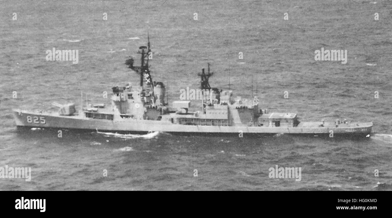 USS Carpenter (DD-825) in 1965 Stock Photo - Alamy