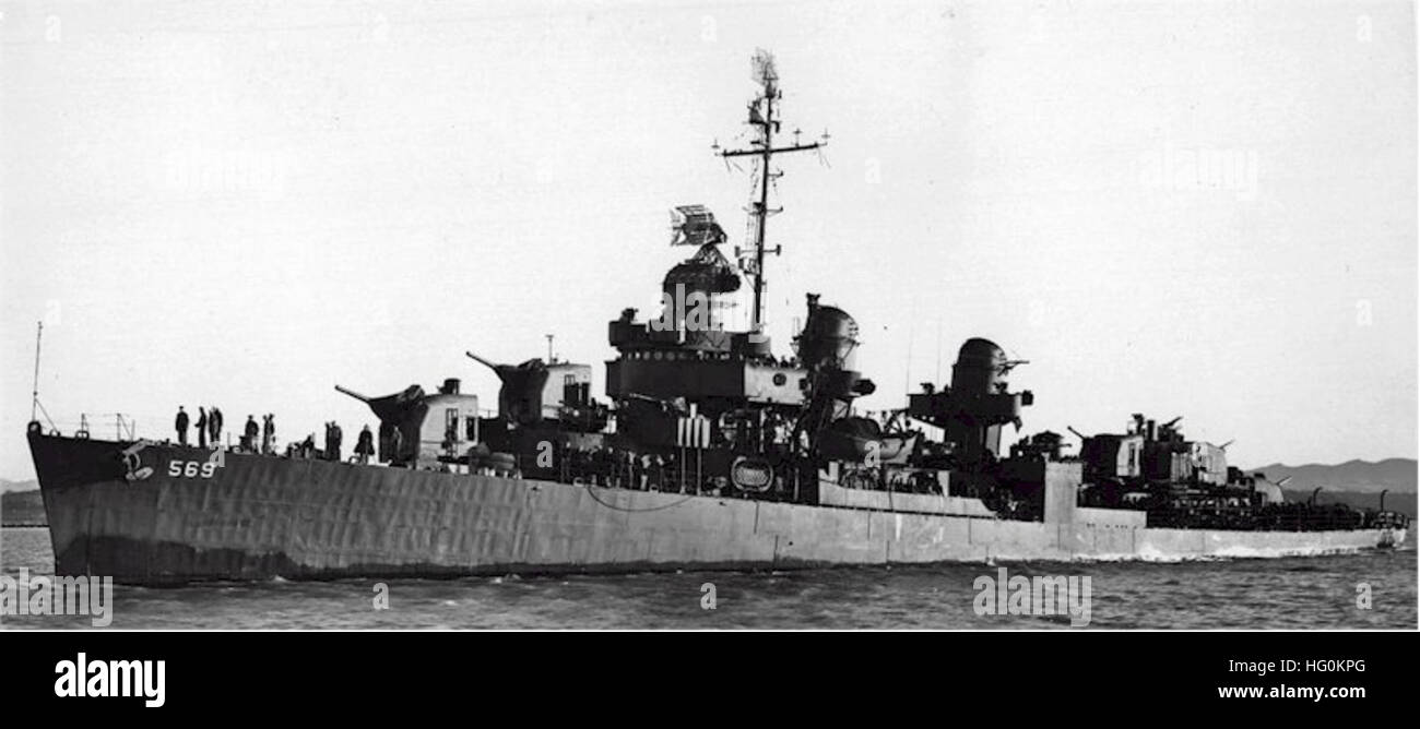 World war ii fletcher class destroyer hi-res stock photography and ...