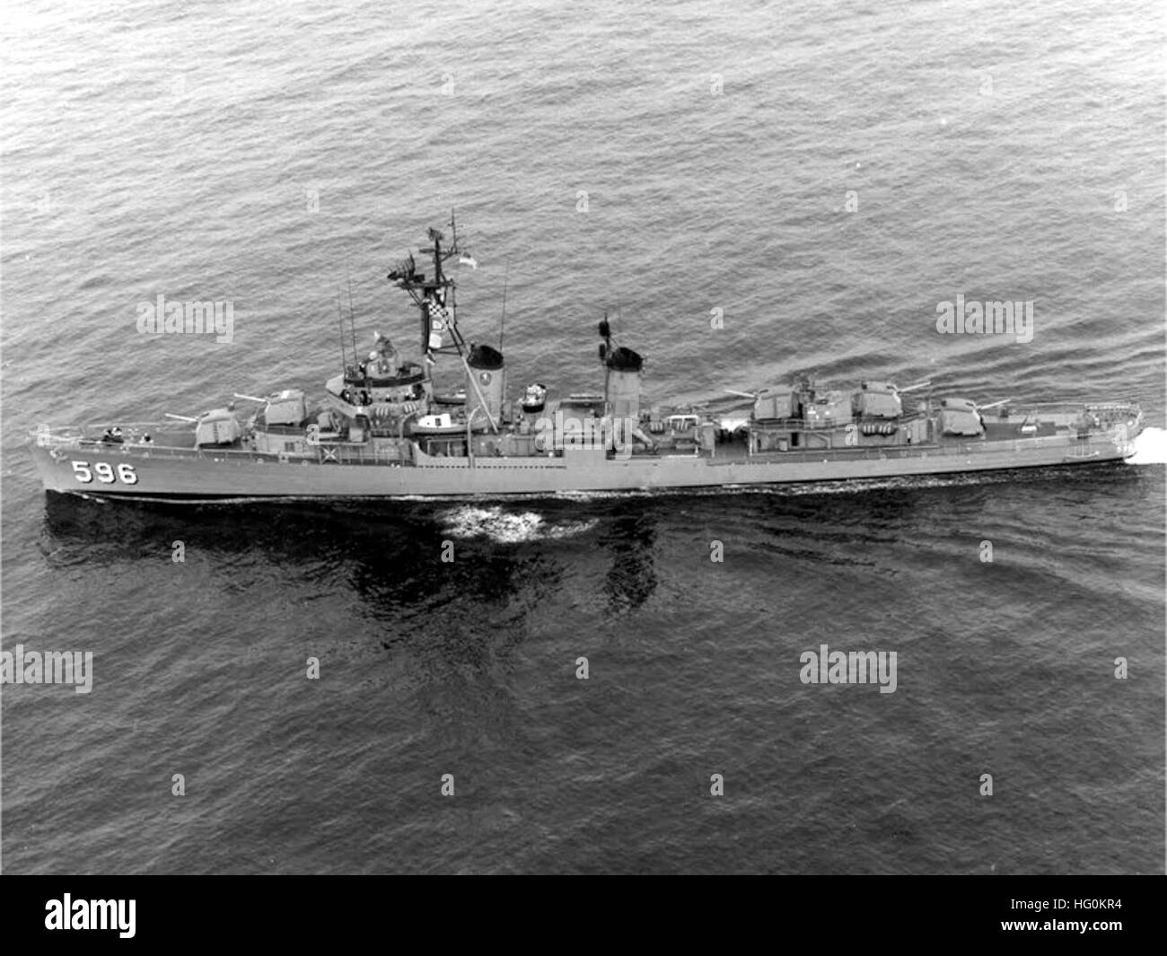 USS Shields (DD-596) underway in the 1960s Stock Photo - Alamy