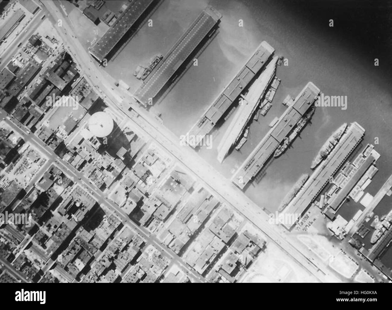 USS Lafayette salvage aerial c1942 Stock Photo - Alamy