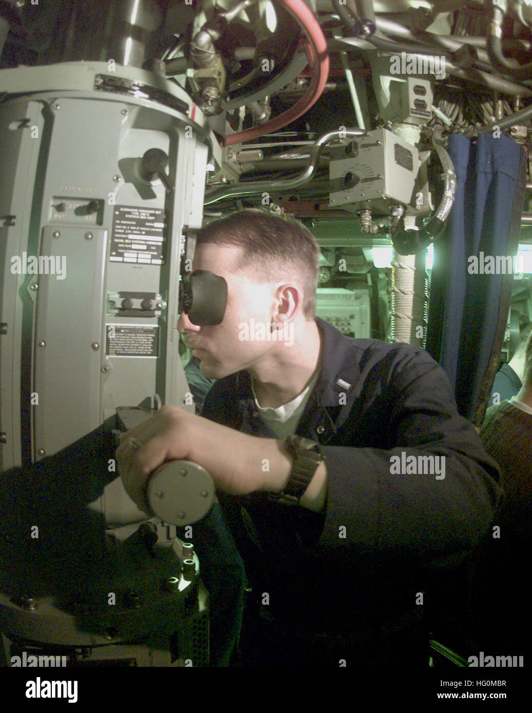 Periscope los angeles class submarine hi-res stock photography and ...