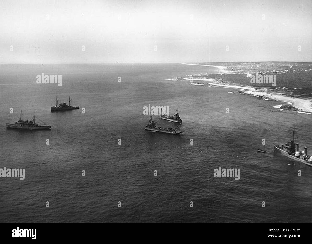Uss Baldwin (DD-624) Refloated Stock Photo - Alamy