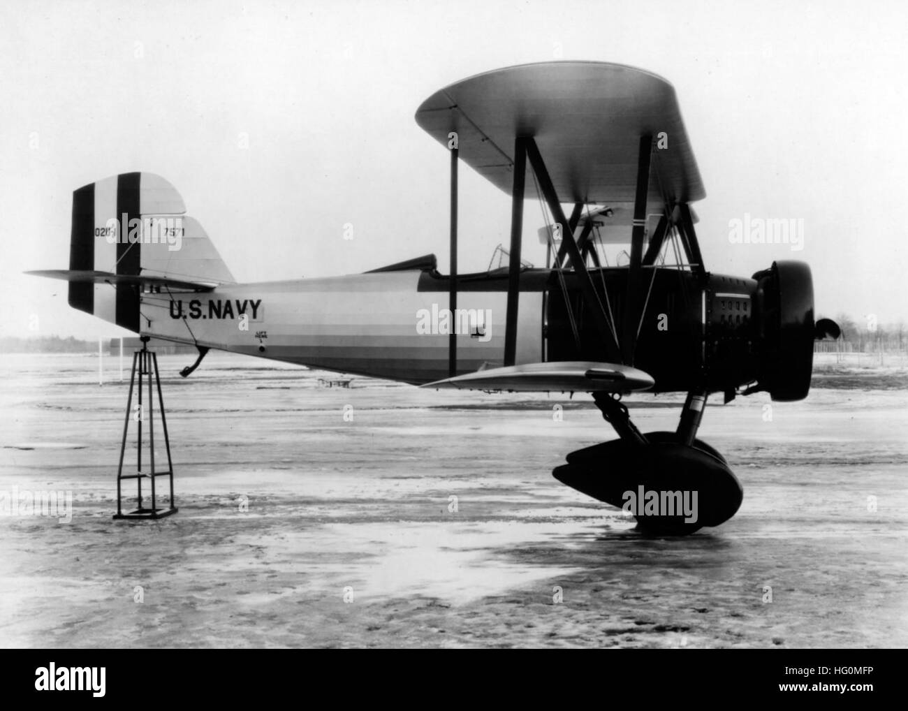 O2u Black and White Stock Photos & Images - Alamy