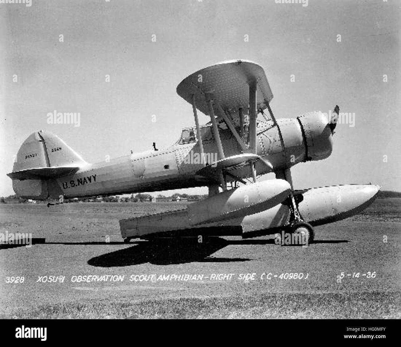 Fixed landing gear Black and White Stock Photos & Images - Alamy