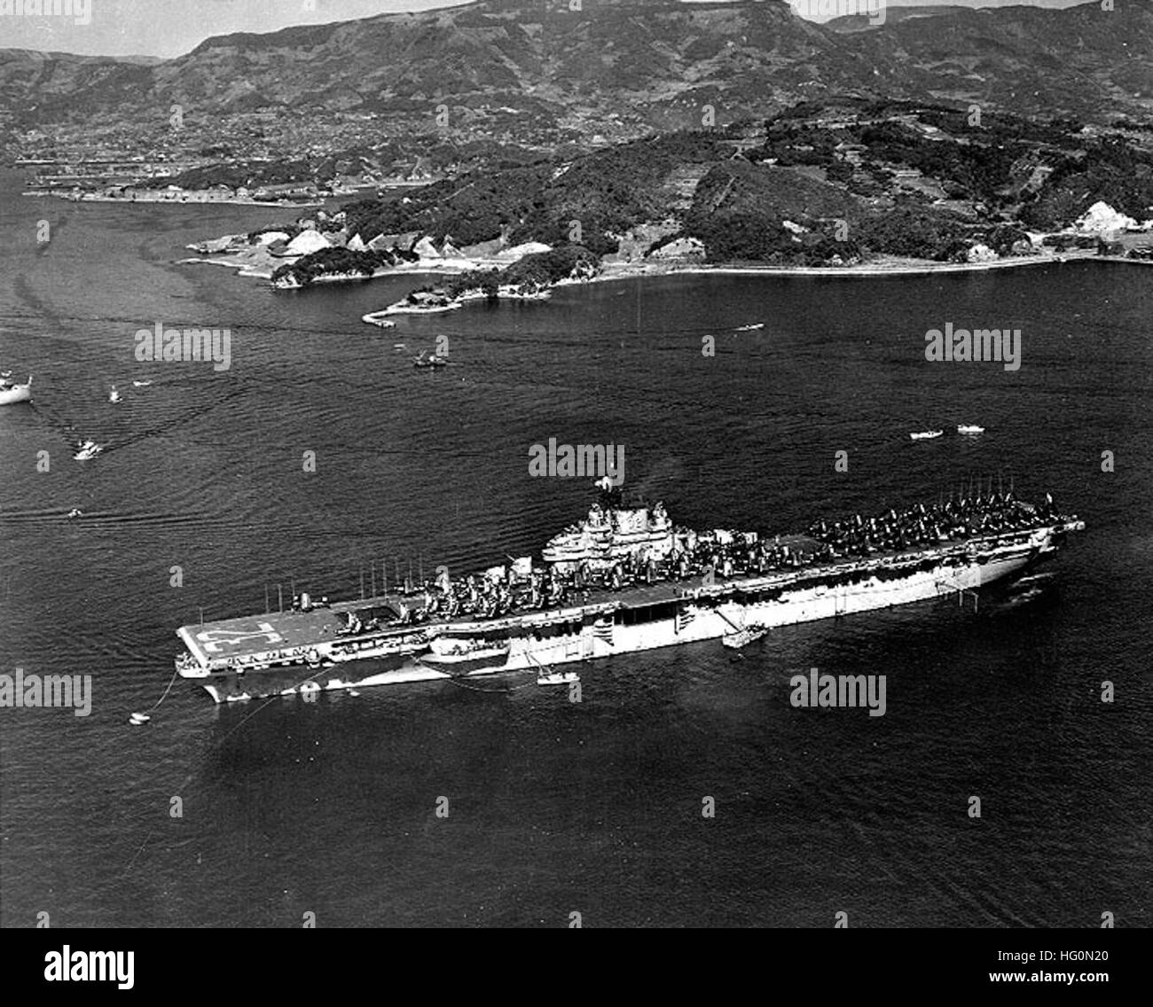 USS Leyte (CV-32) Yokosuka Dec 1950 Stock Photo - Alamy
