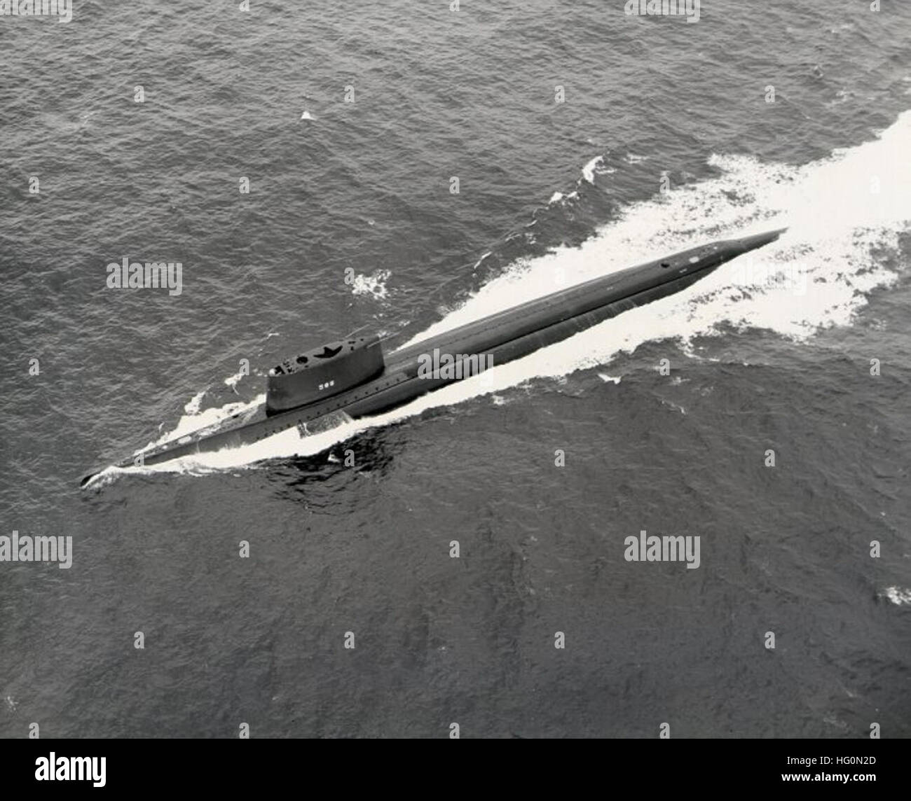 USS Triton (SSRN-586), a United States Navy radar picket submarine ...