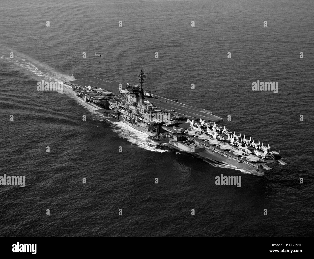 USS Coral Sea (CV-43) underway in 1979 Stock Photo - Alamy