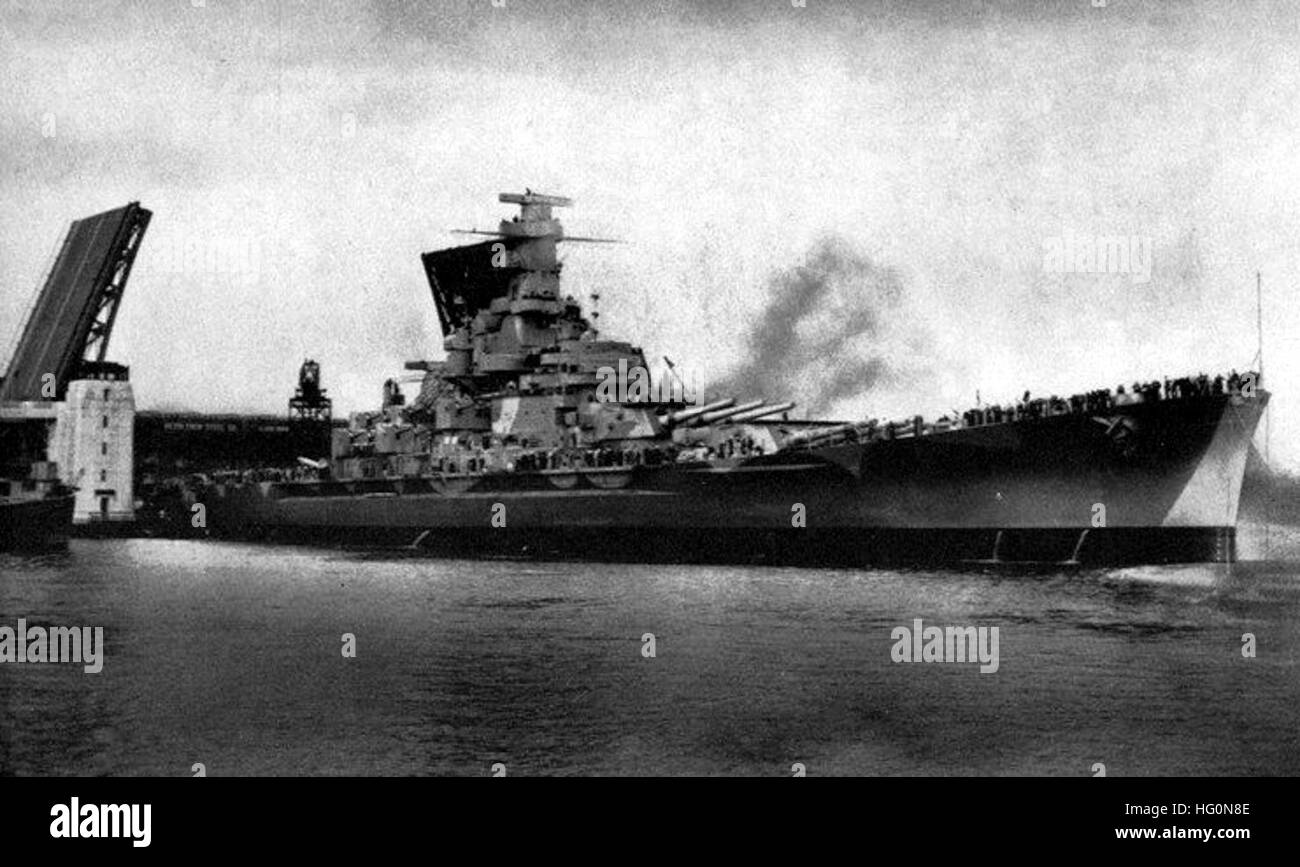 USS Massachusetts (BB-59) leaving Fore River Shipyard 1942 Stock Photo ...