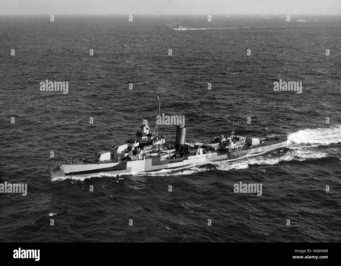 USS Somers (DD-381) underway c1944 Stock Photo - Alamy