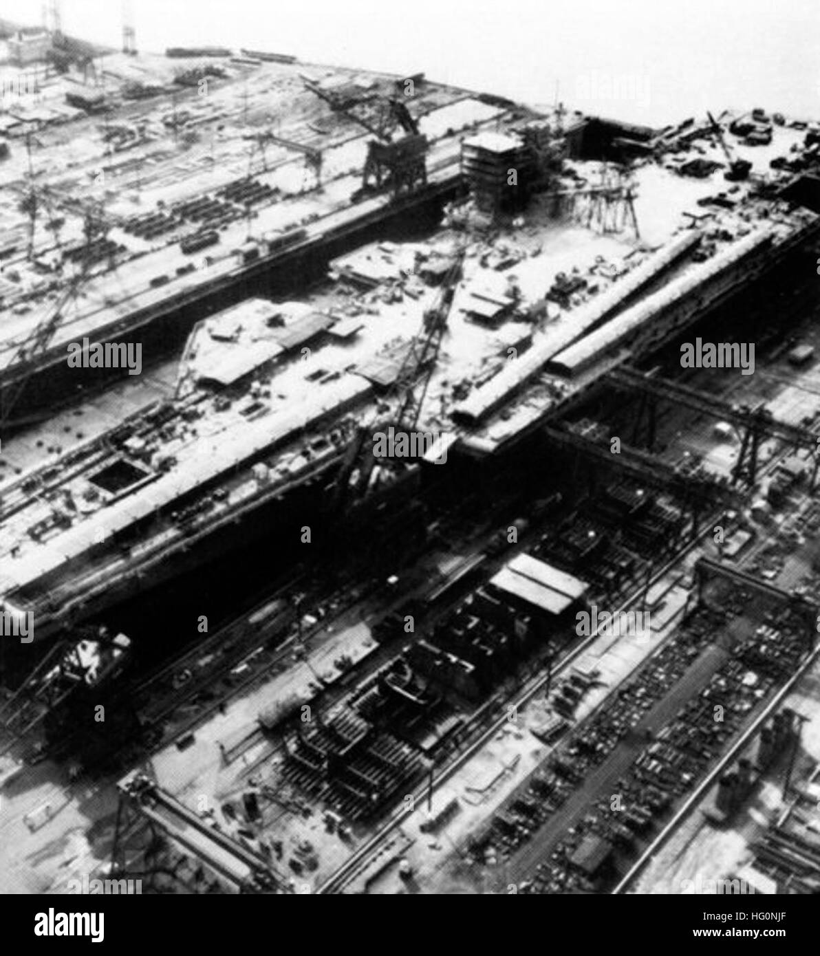 Aircraft carrier in dry dock Black and White Stock Photos & Images - Alamy