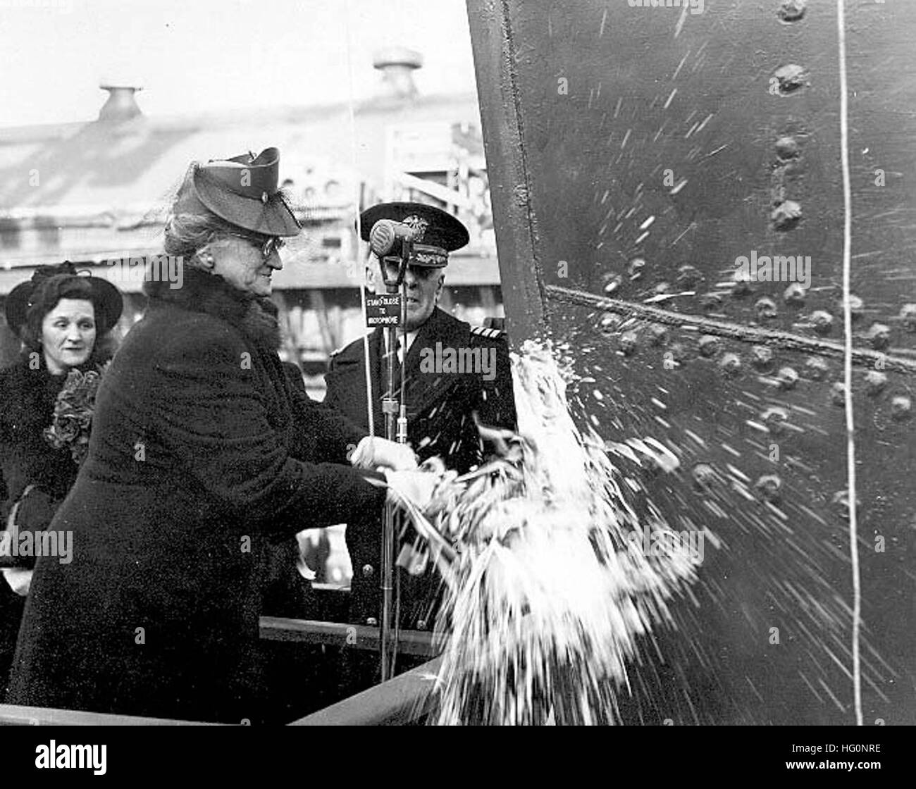 USS Sheehan (DE-541) launched Stock Photo - Alamy