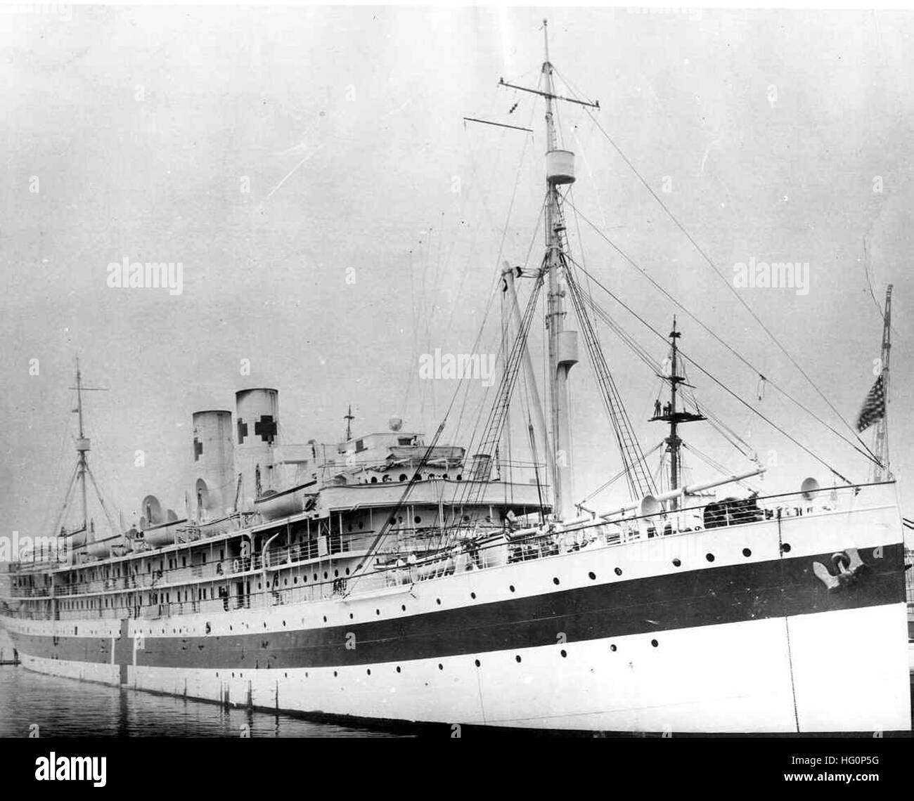 Hospital ship uss mercy Black and White Stock Photos & Images - Alamy