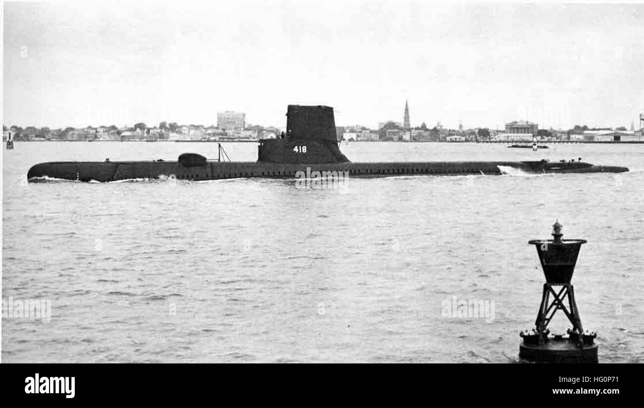 The submarine USS Thornback at sea, showing hull, sail, and deck. Balao ...
