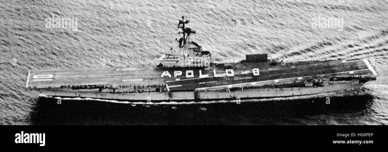 USS Yorktown (CVS-10) crew forms Apollo 8 on flight deck 1968 Stock ...