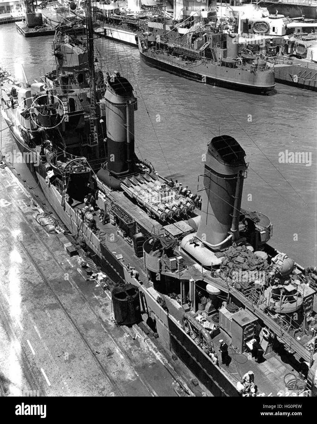 USS Woodworth (DD-460) was a Benson-class destroyer commissioned in ...