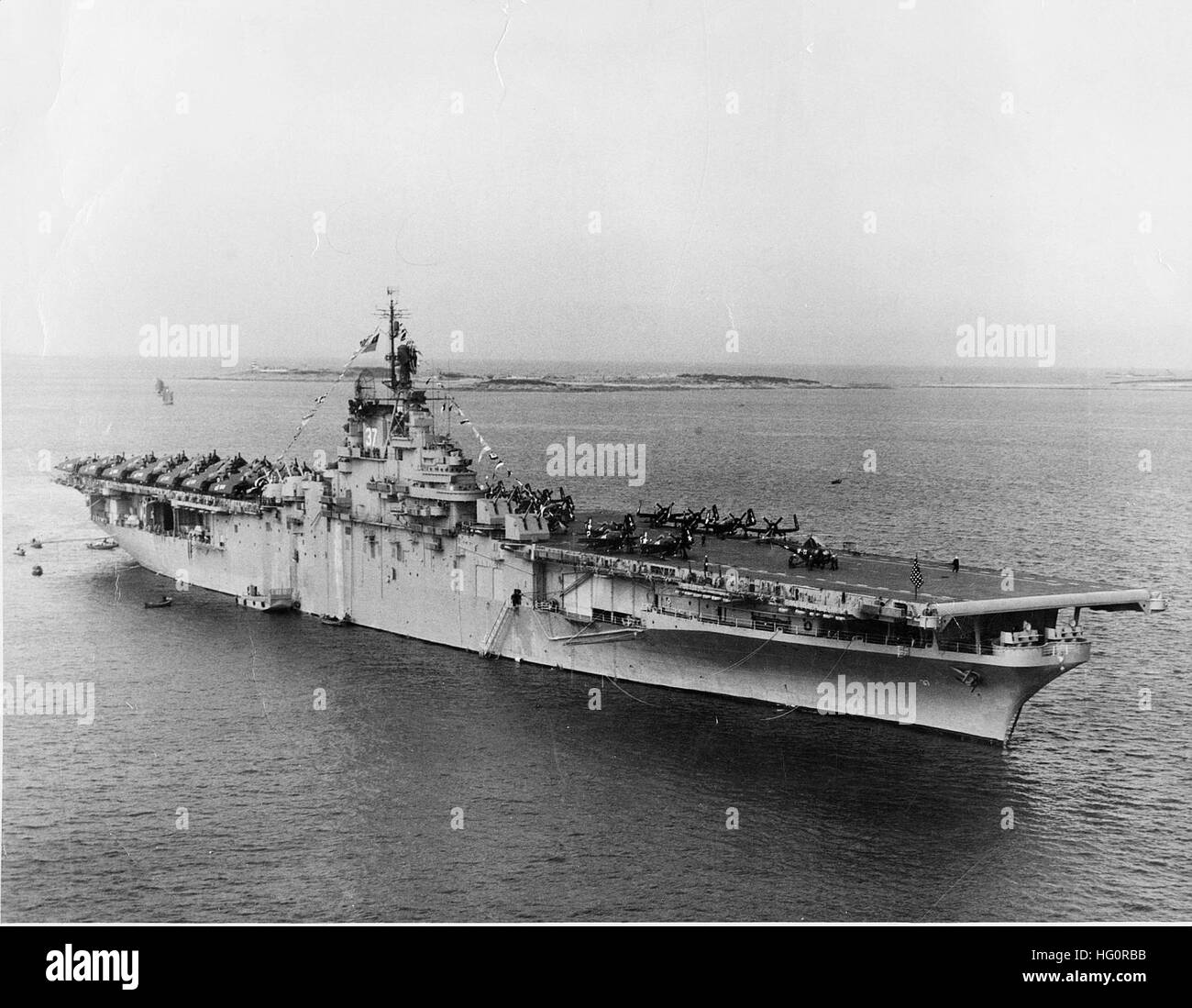USS Princeton (CV-37) Tsingtao 1948 Stock Photo - Alamy