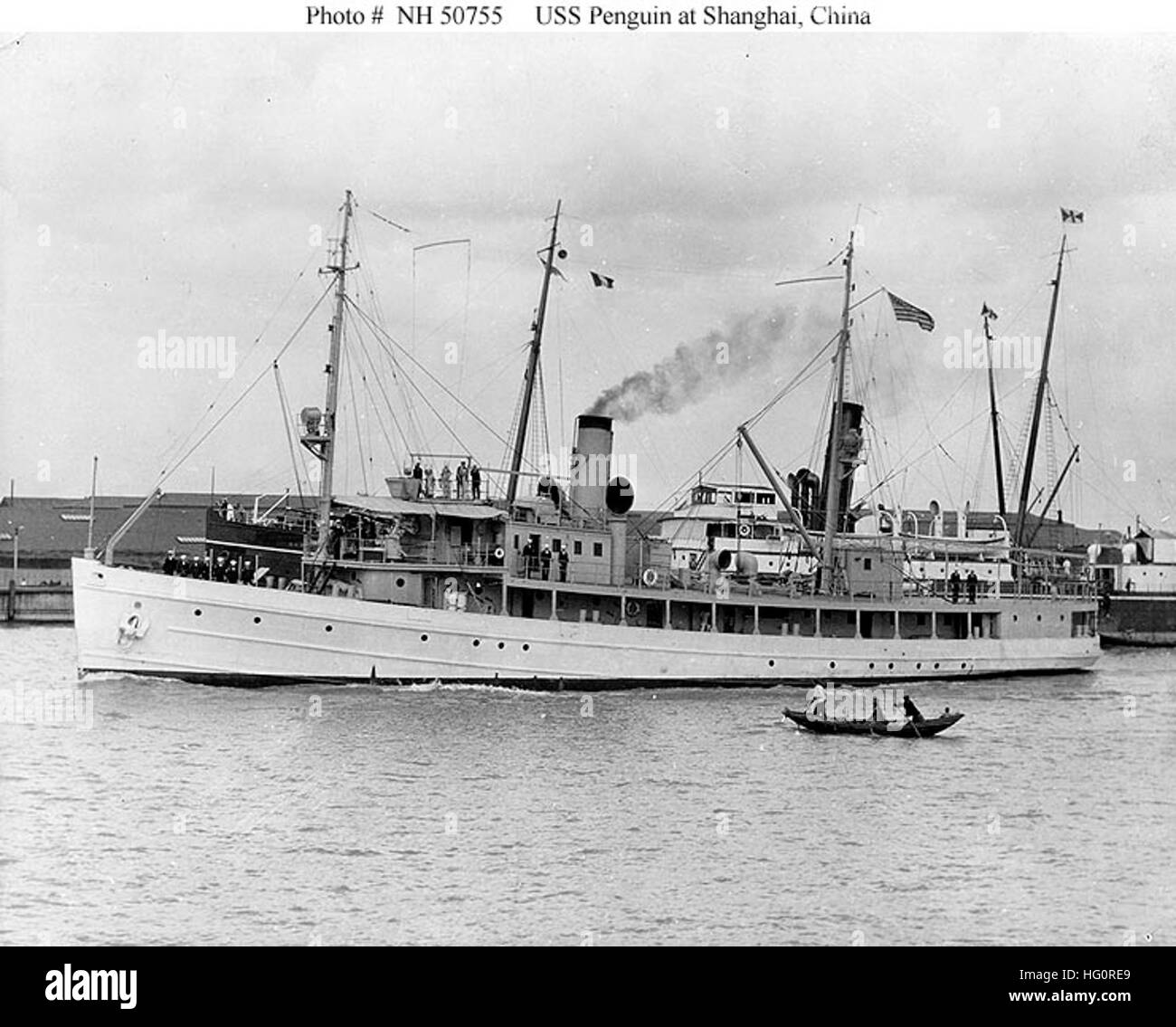 USS Penguin (AM-33) was a Lapwing-class minesweeper of the U.S. Navy ...