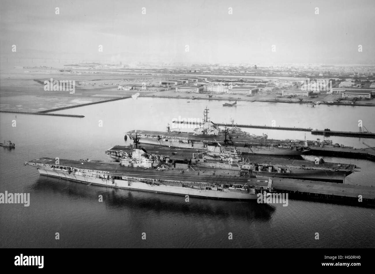 Uss hancock aircraft carrier Black and White Stock Photos & Images - Alamy