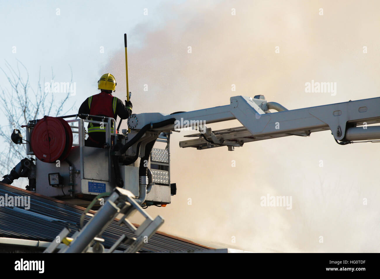 As crews from 10 fire engines tackle the fire hi-res stock photography ...
