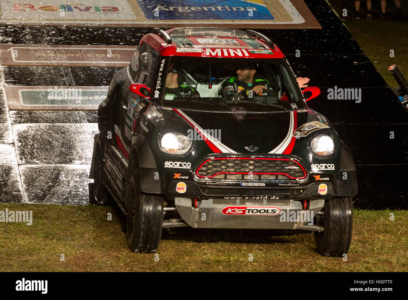 306 x raid mini john cooper works rally team hi-res stock photography ...