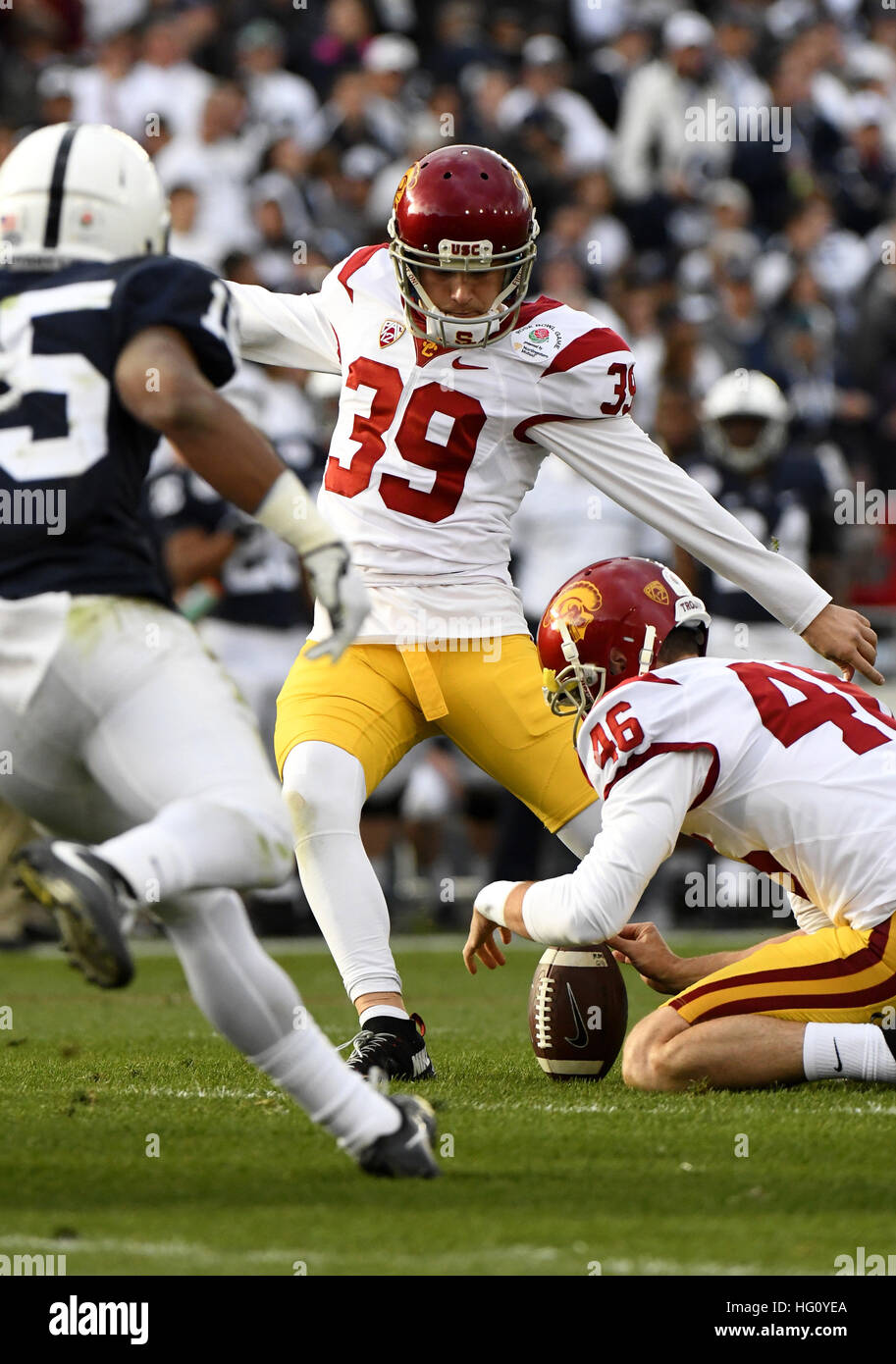 Pasadena, California, USA. 2nd Jan, 2017. Kicker Matt Boermeester of ...
