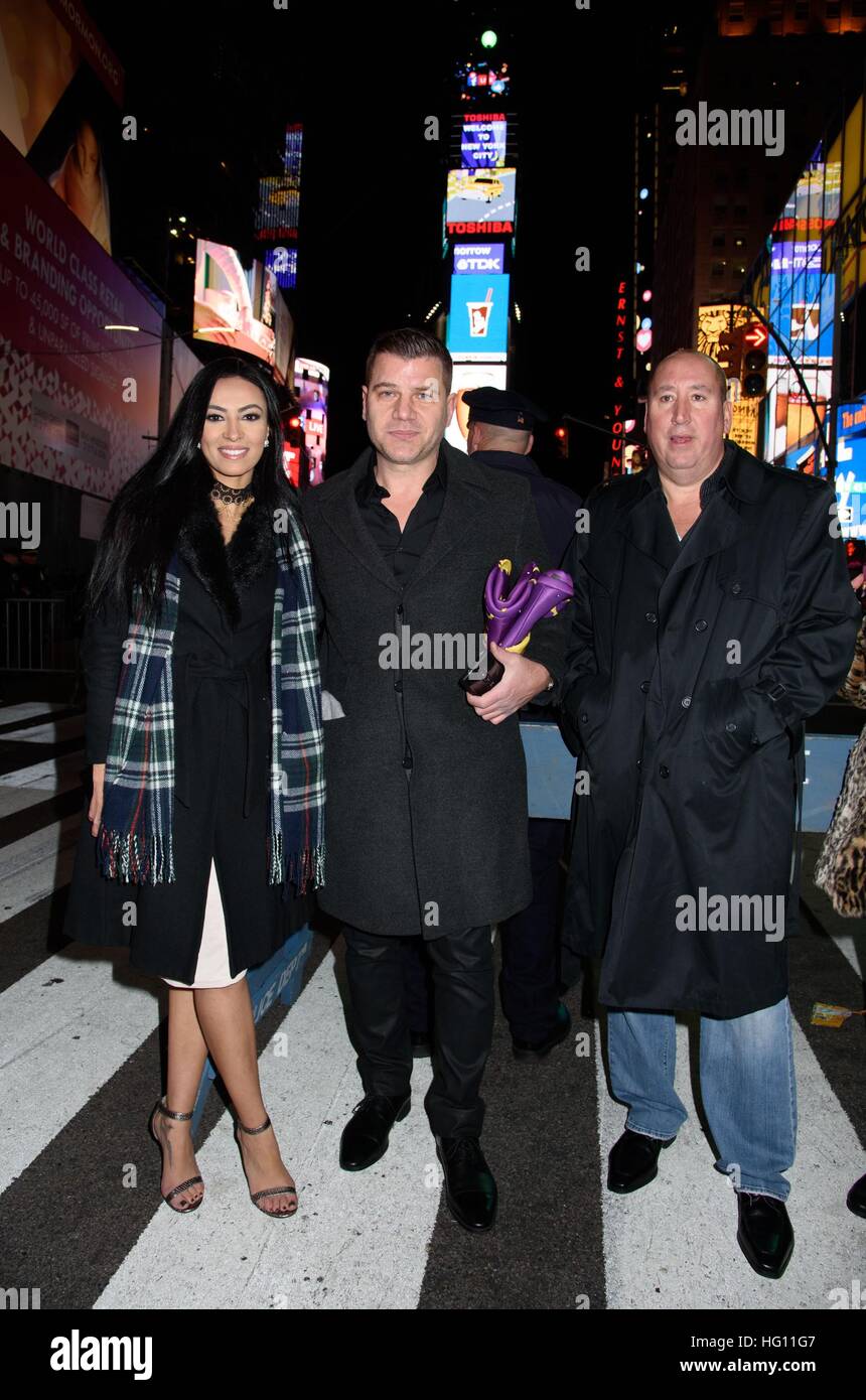 New York, NY, USA. 31st Dec, 2016. Tom Murro, Guests out and about for ...